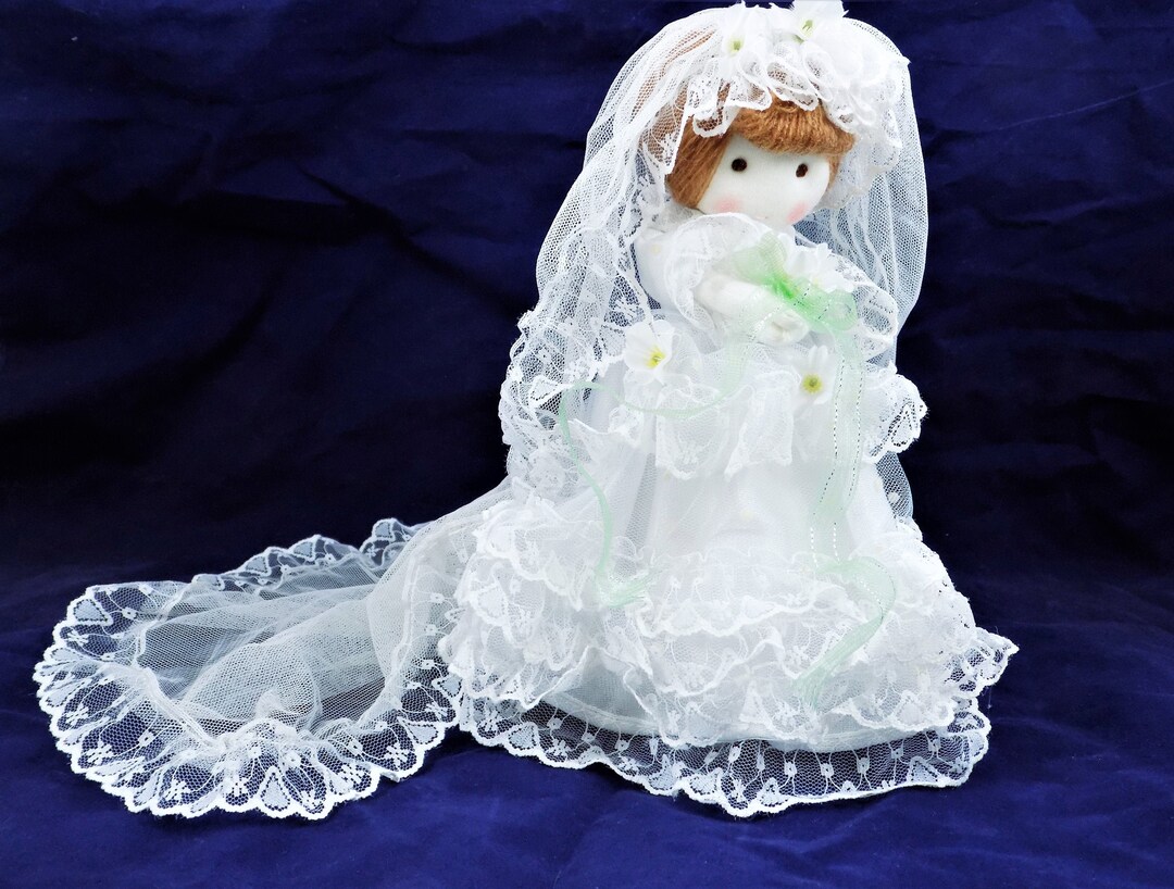 Bridal Doll, Russ Berrie Company Inc, Brown Hair, Made in Korea ...