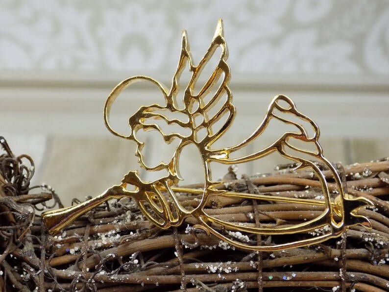 Avon Trumpeting Angel Pin Flying Angel Wings of Gold - Etsy