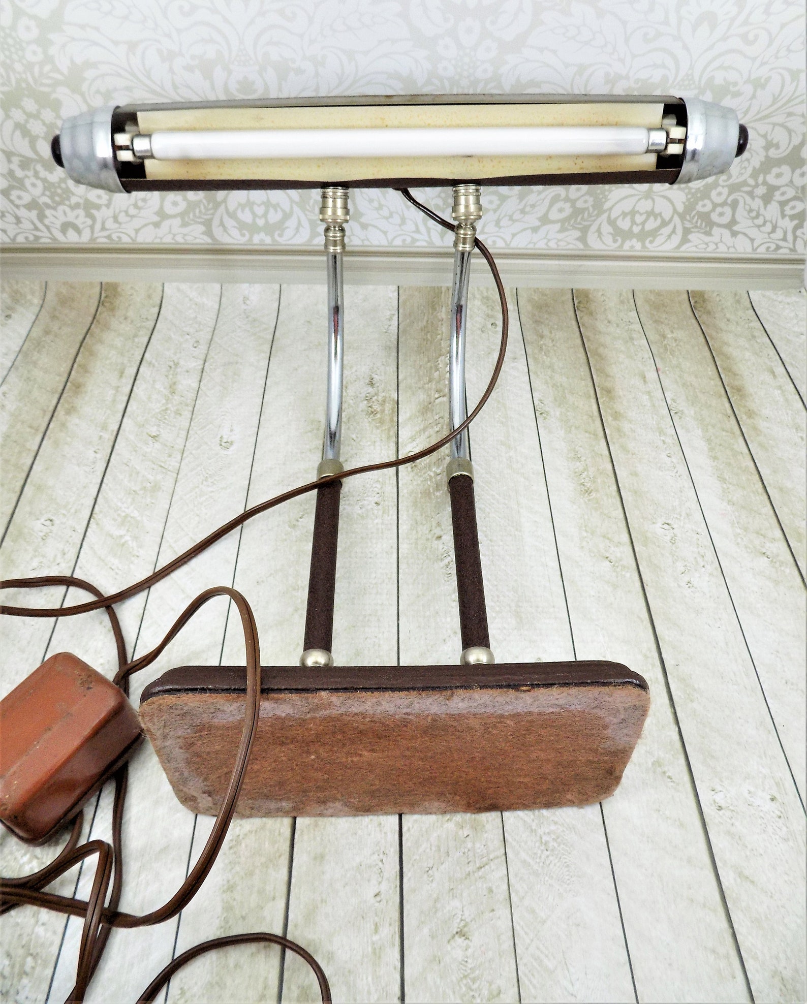 Fluorescent Desk Lamp Brown Metal Single Bulb Push Button - Etsy