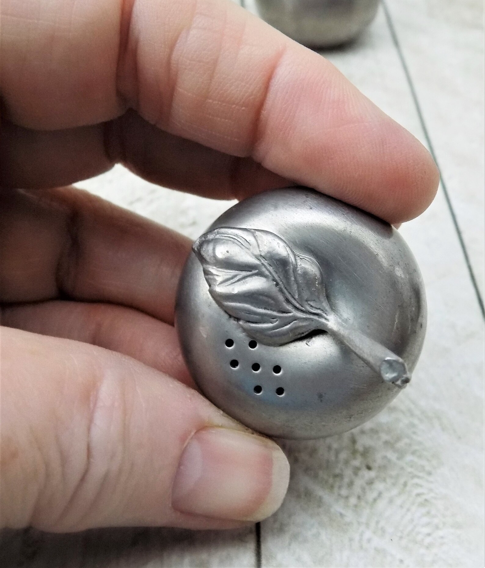 Kirk Stieff Company Pewter Pear and Apple Salt and Pepper - Etsy