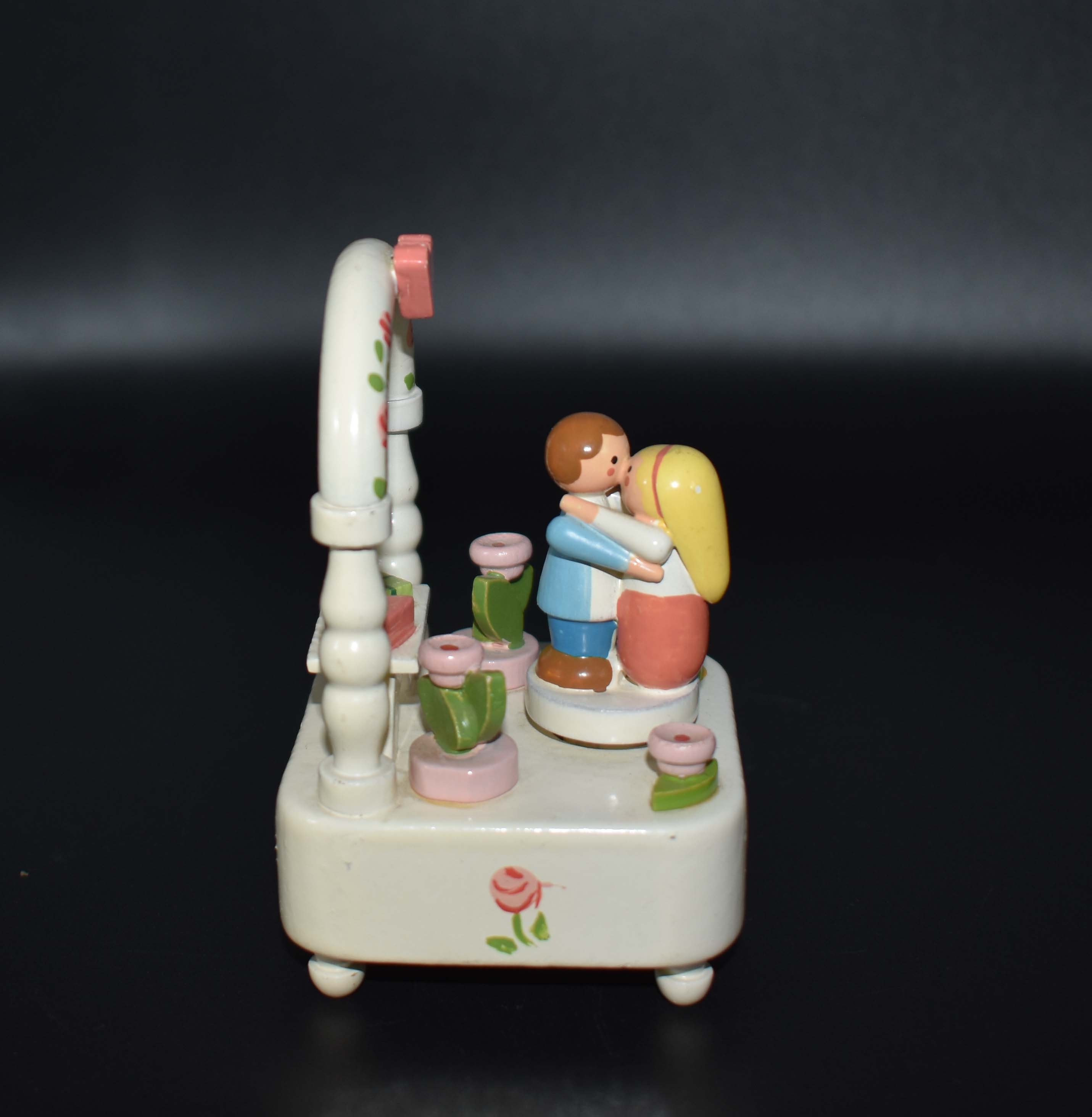 Sevi Italian Music Box Dancing Couple - Etsy