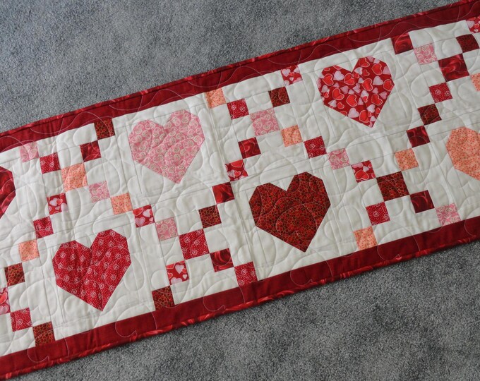 Valentines Day/valentines Table Runner/hearts/heart Table Runner ...