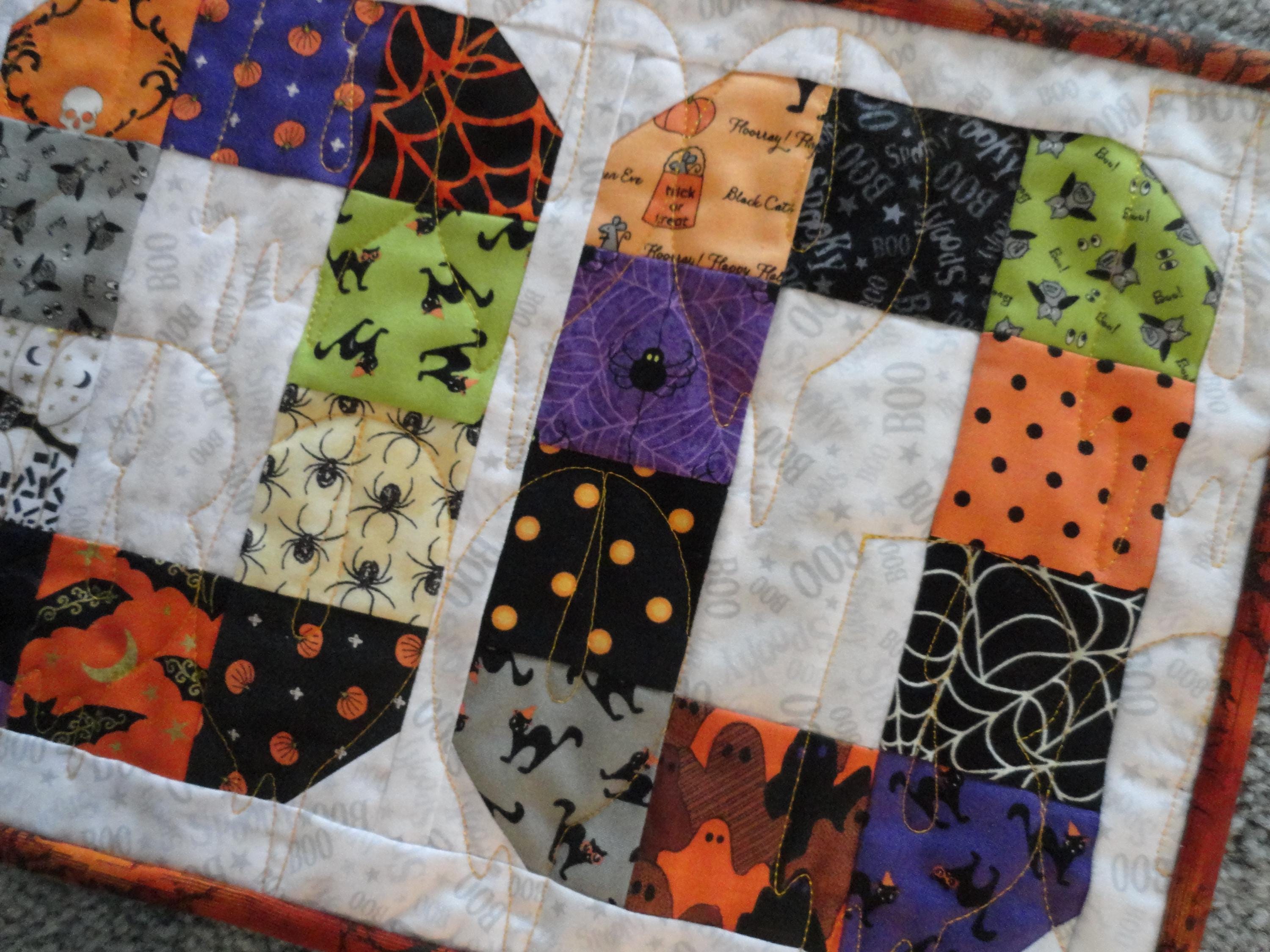 Hallowen Themed Quilted Table Topper/halloween Decoration/"boo ...