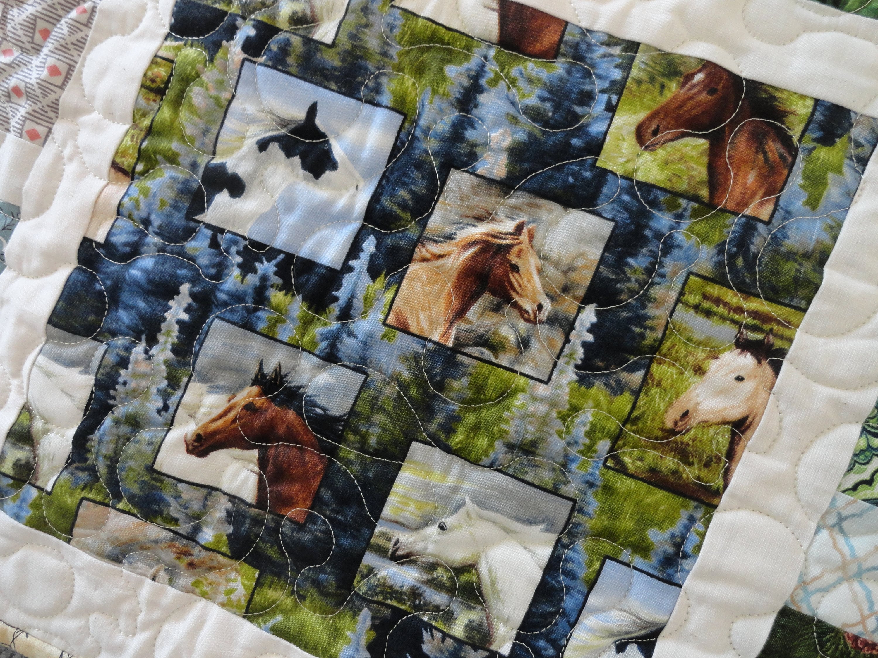 Horse Table Runner/horse Theme Quilted Table Runner/horse | Etsy