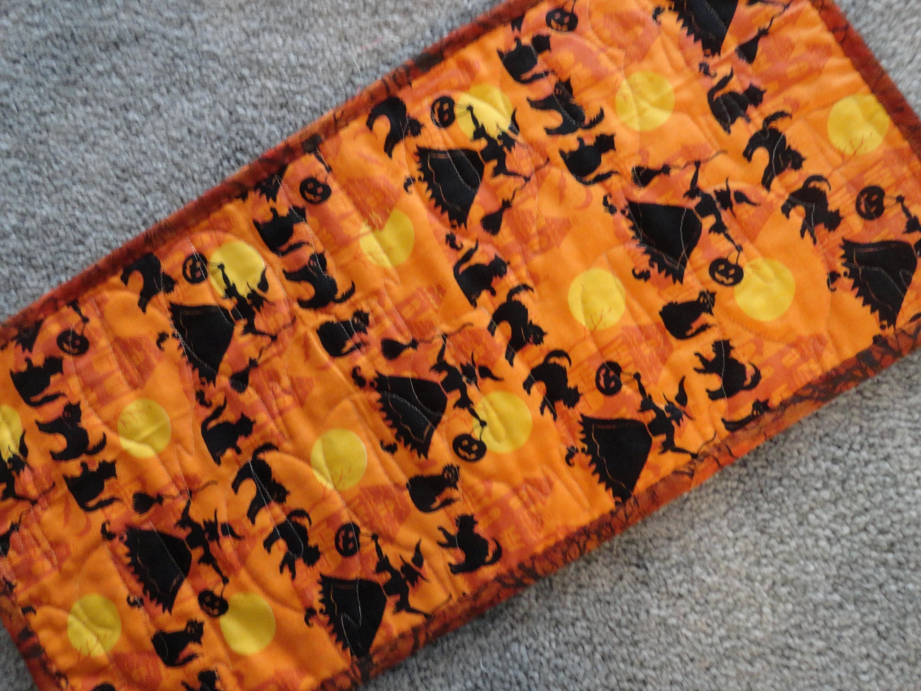 Hallowen Themed Quilted Table Topper/halloween Decoration/"boo ...