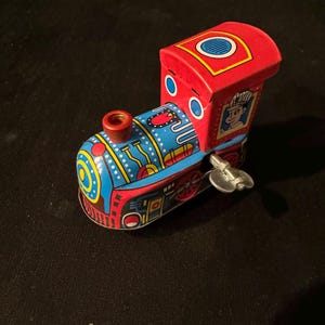 Tin Toy Train, Wind up ,mechanical , Mininature Collectible ...