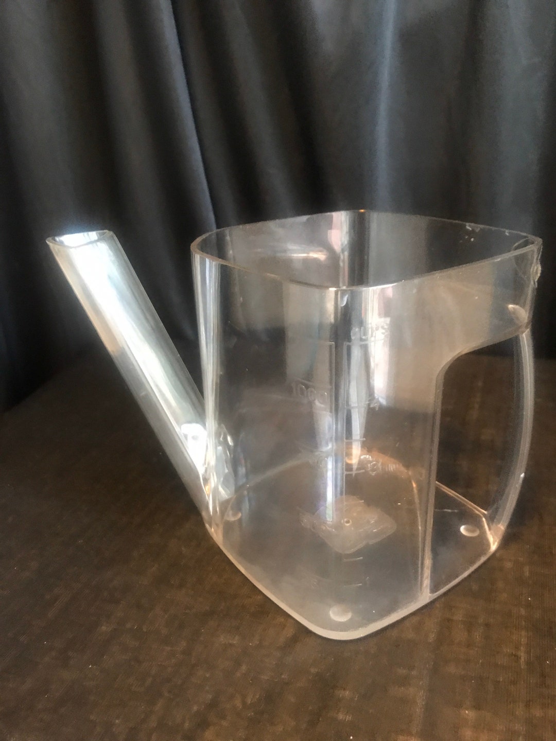 Acrylic Gravy Pourer,4cup, Lucite ,spouted ,gravy -handled Multi Use ...