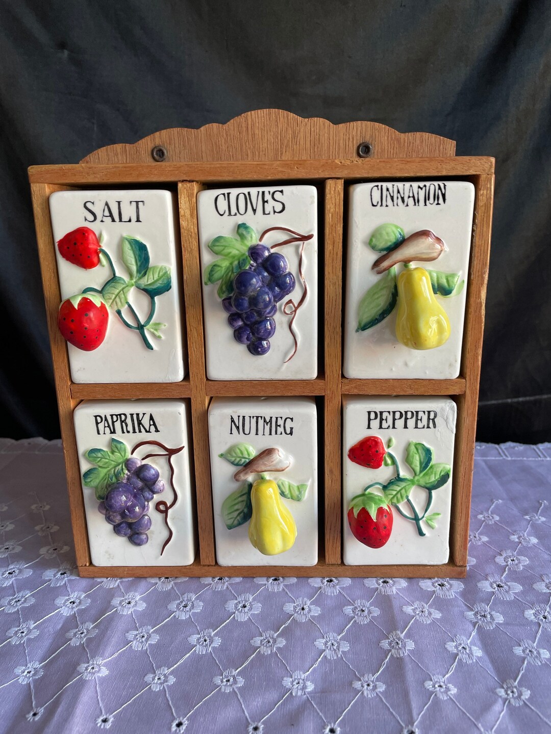 Spice Rack , Wall Mount , Rectangular 2d .fruit , 6 Cubed Ceramic ...