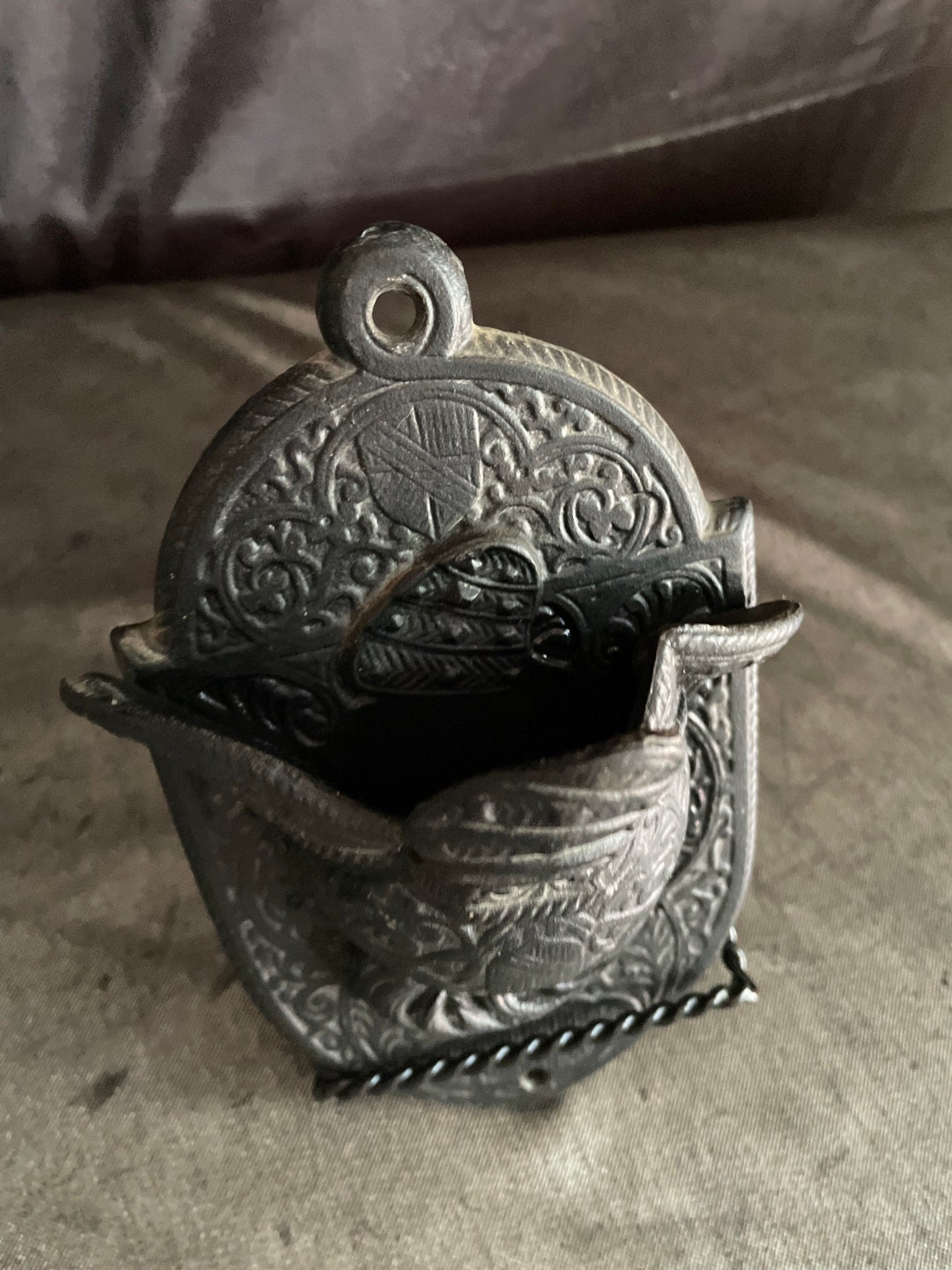 Cast Iron Wall Match Stick Holder , Outdoor Key Concealer ,embossed ...