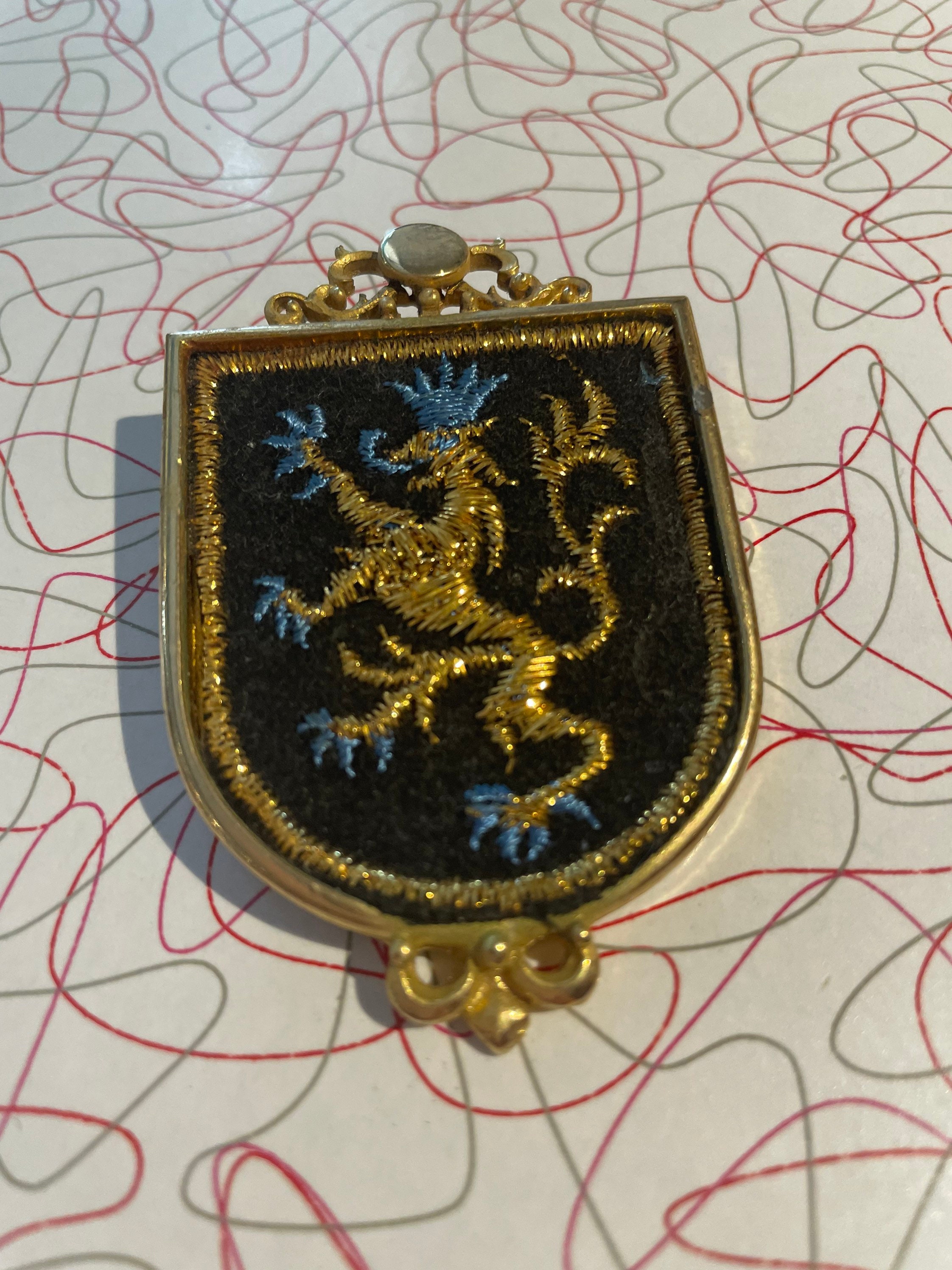 Lion Crest Symbol Gold