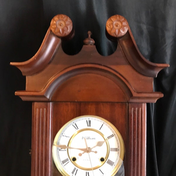 Case Clock - Etsy