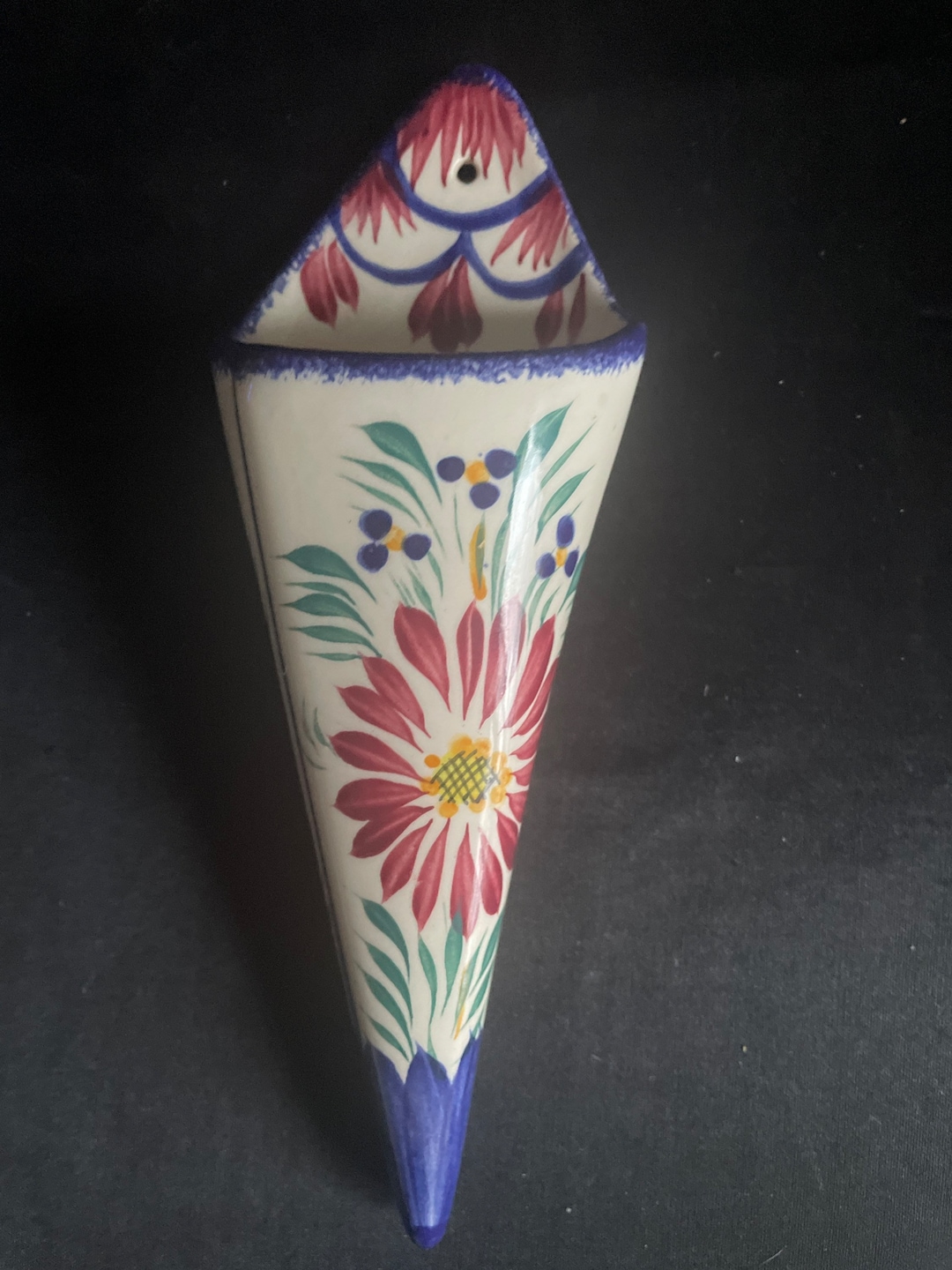 Vertical Wall Floral Pocket , Cone Shaped , Bud Vase , Floral Root ...