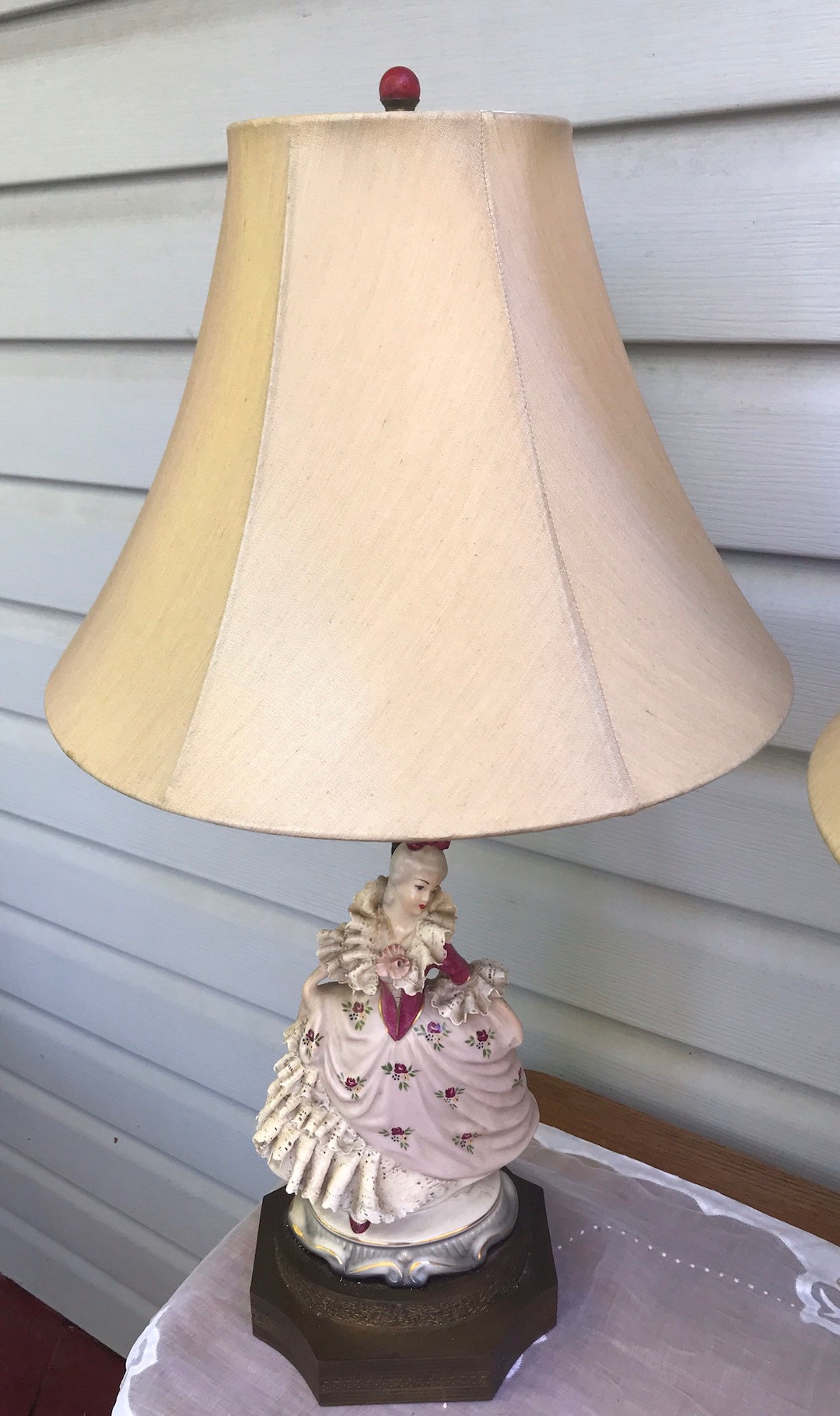 Porcelain Lamp Set 2 Side Table Lamps Porcelain Figurials Women ,lamps ...