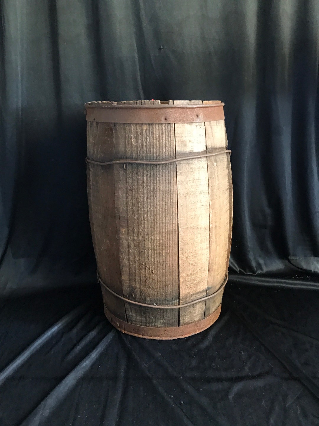 Primitive Barrel ,keg , Pickle Barrel , Slated Wood , Metal Banded ...