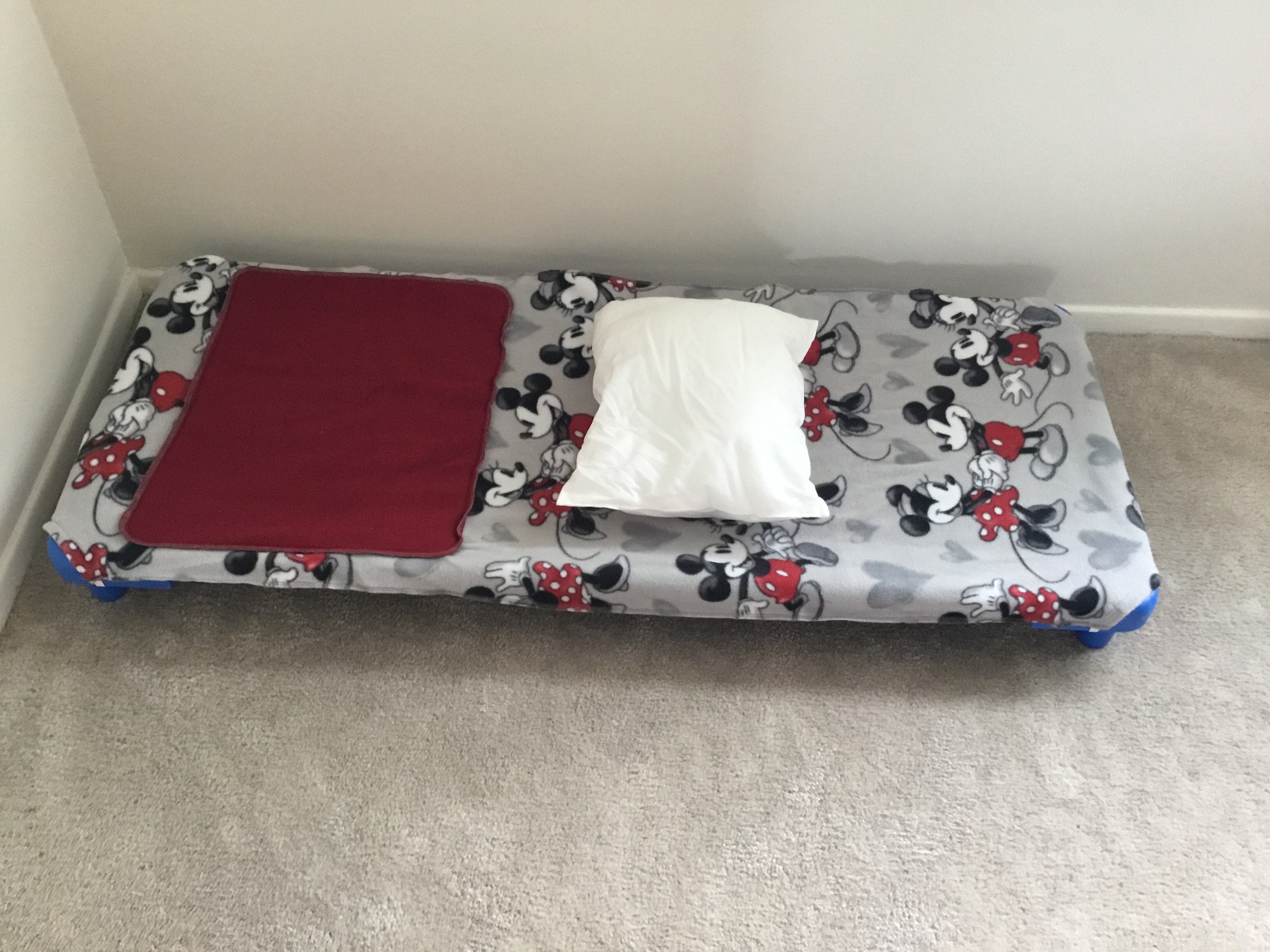 Mickey and Minnie Mouse Cot Set - Etsy