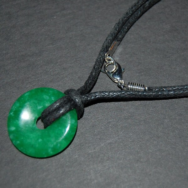 Jade Circle Pendant - Etsy