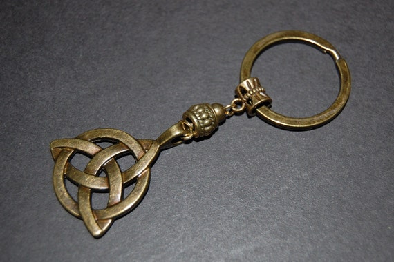 Trinity Keychainbronze Trinity - Etsy