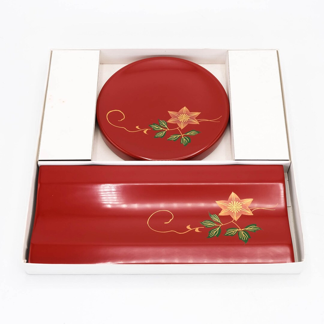 Japanese Lacqured Wooden Teapot Stand and Tea Spoon Narcissus Design ...