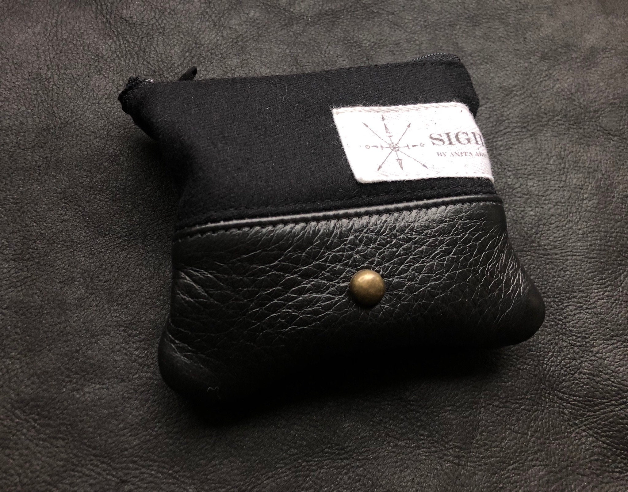 Id/coin Purse: All Black - Etsy
