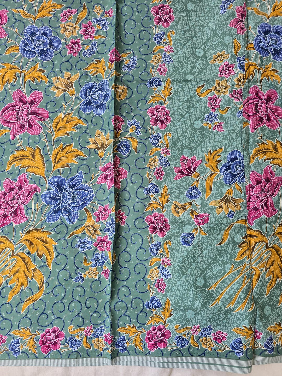 Ratna Dewi Cotton Sarong Fabric, Indonesian Batik Printed Style Sarong ...