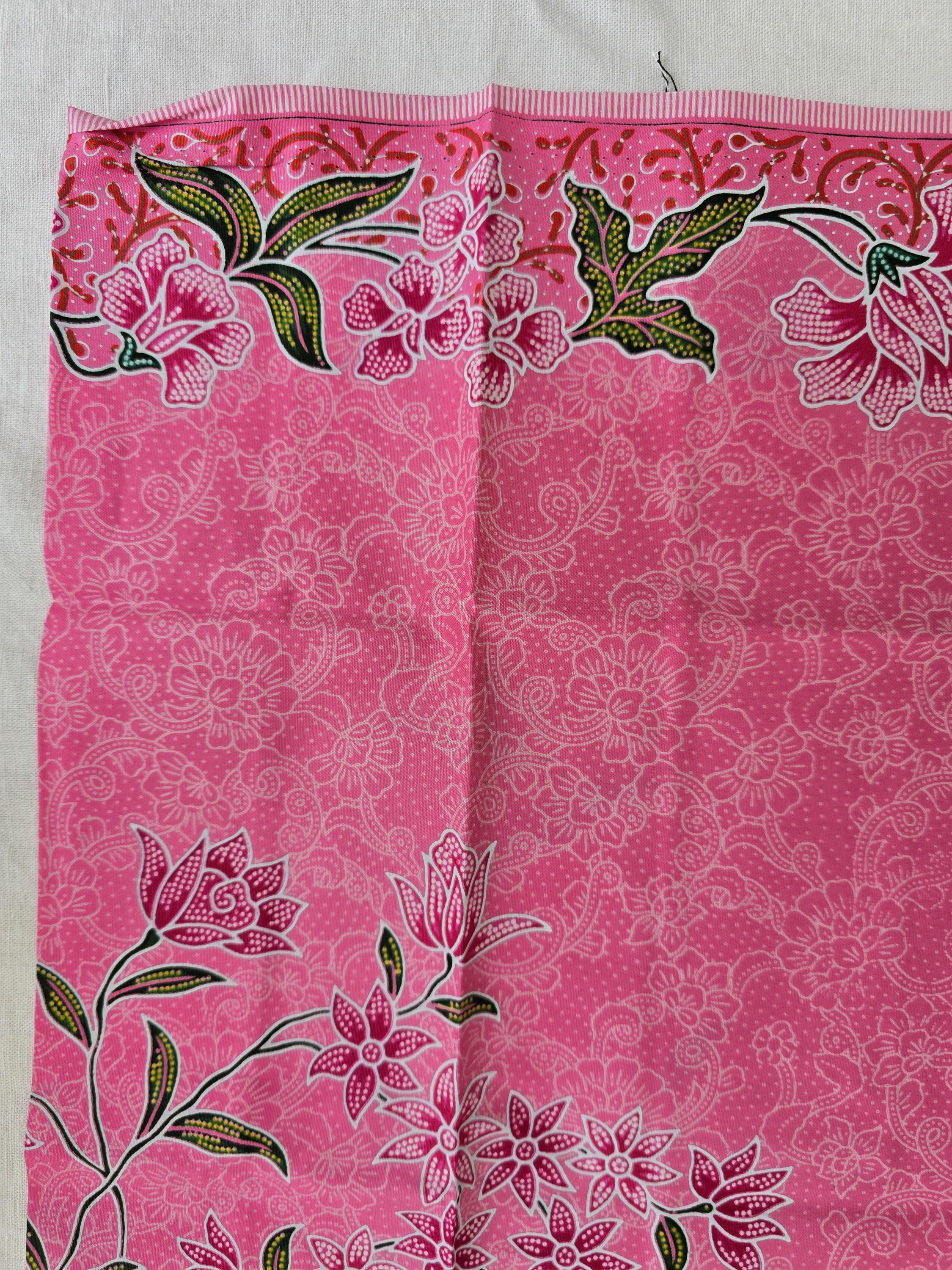 Ratna Dewi Cotton Sarong Fabric, Indonesian Batik Printed Style Sarong ...