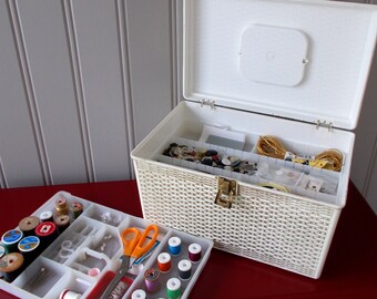 Vintage sewing box | Etsy
