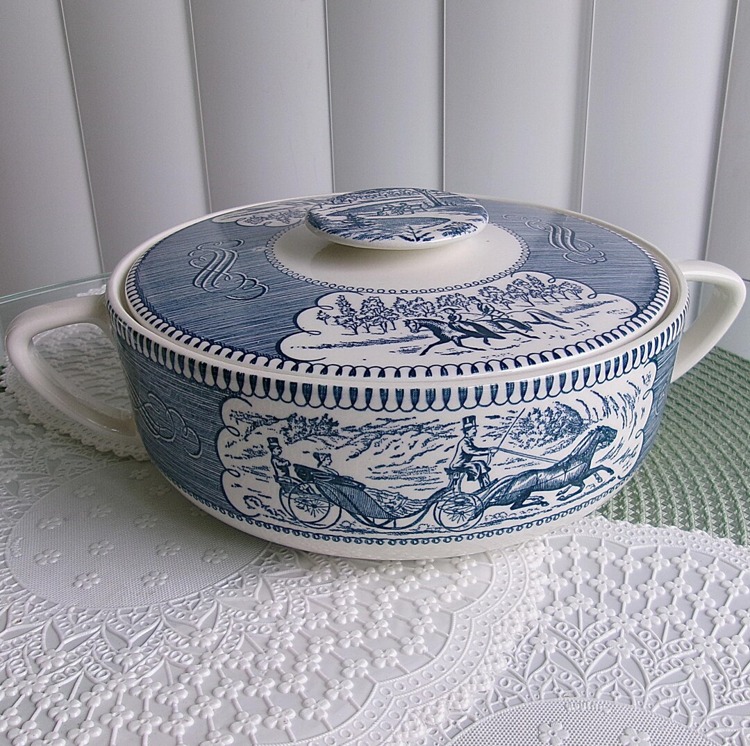 Vintage Royal Blue Currier & Ives Round Covered Casserole, Horse and ...