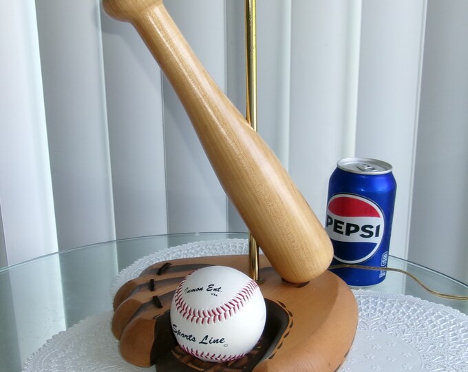 Vintage Softball & Bat Table Lamp, Baseball Table Lamp - Etsy