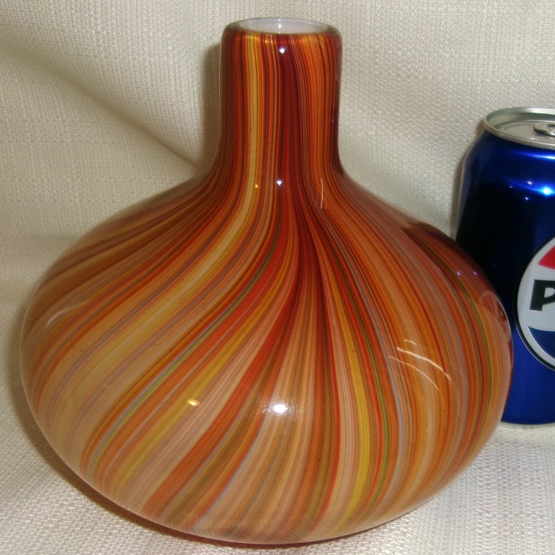 Swirl Vase - Etsy
