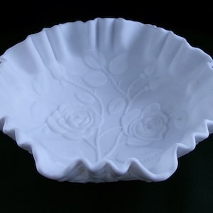 Imperial Satin Milk Glass Rose Pattern Bowl - Etsy