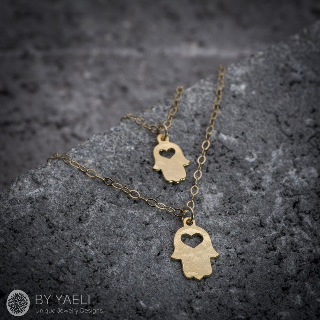 Hamsa Necklace Tiny Hamsa Charm Gold Hamsa Jewelry Hand Charm - Etsy