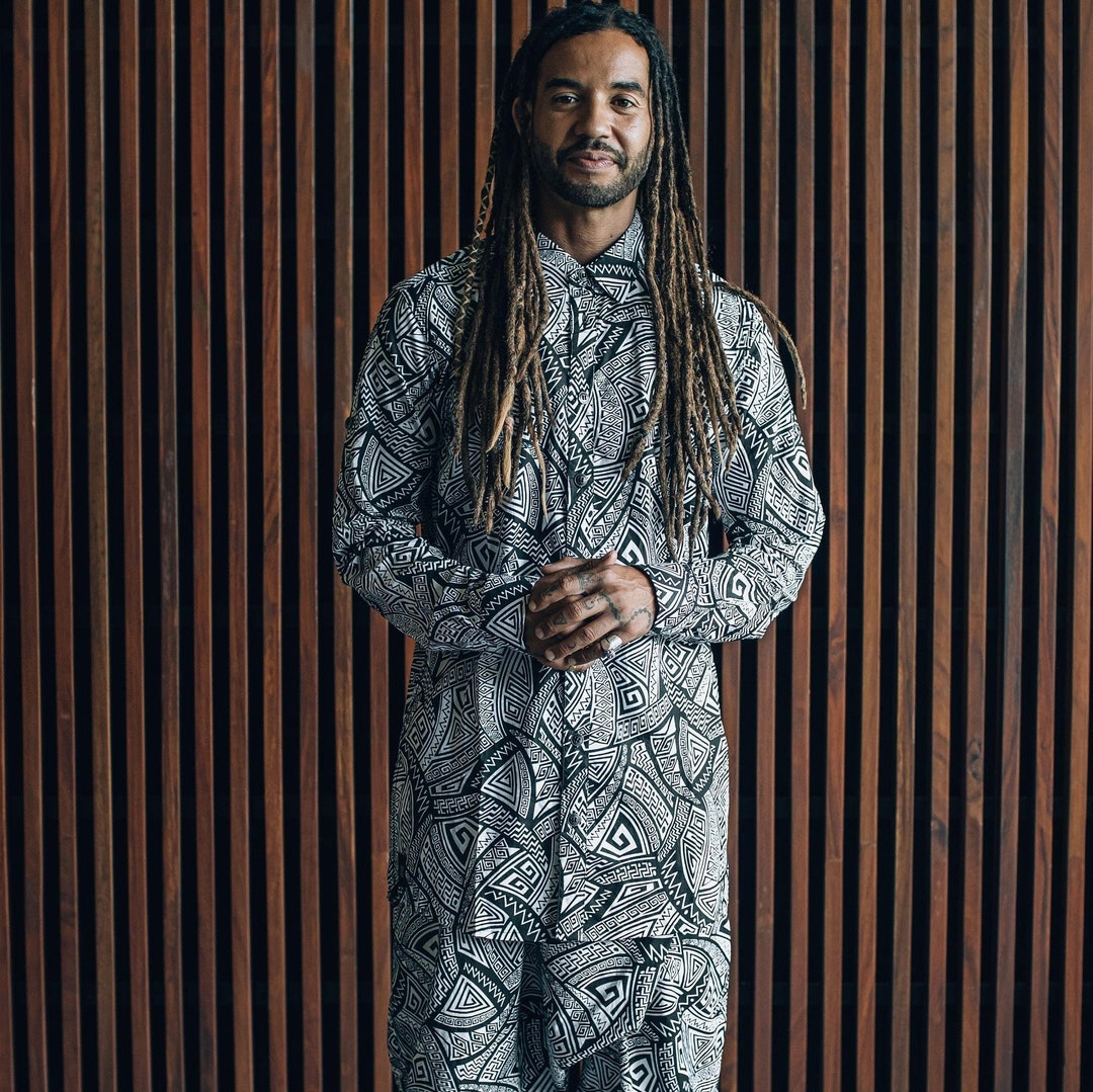 VALO SPIRIT Men's Geometric Tribal Button-up Shirt: Black & White ...