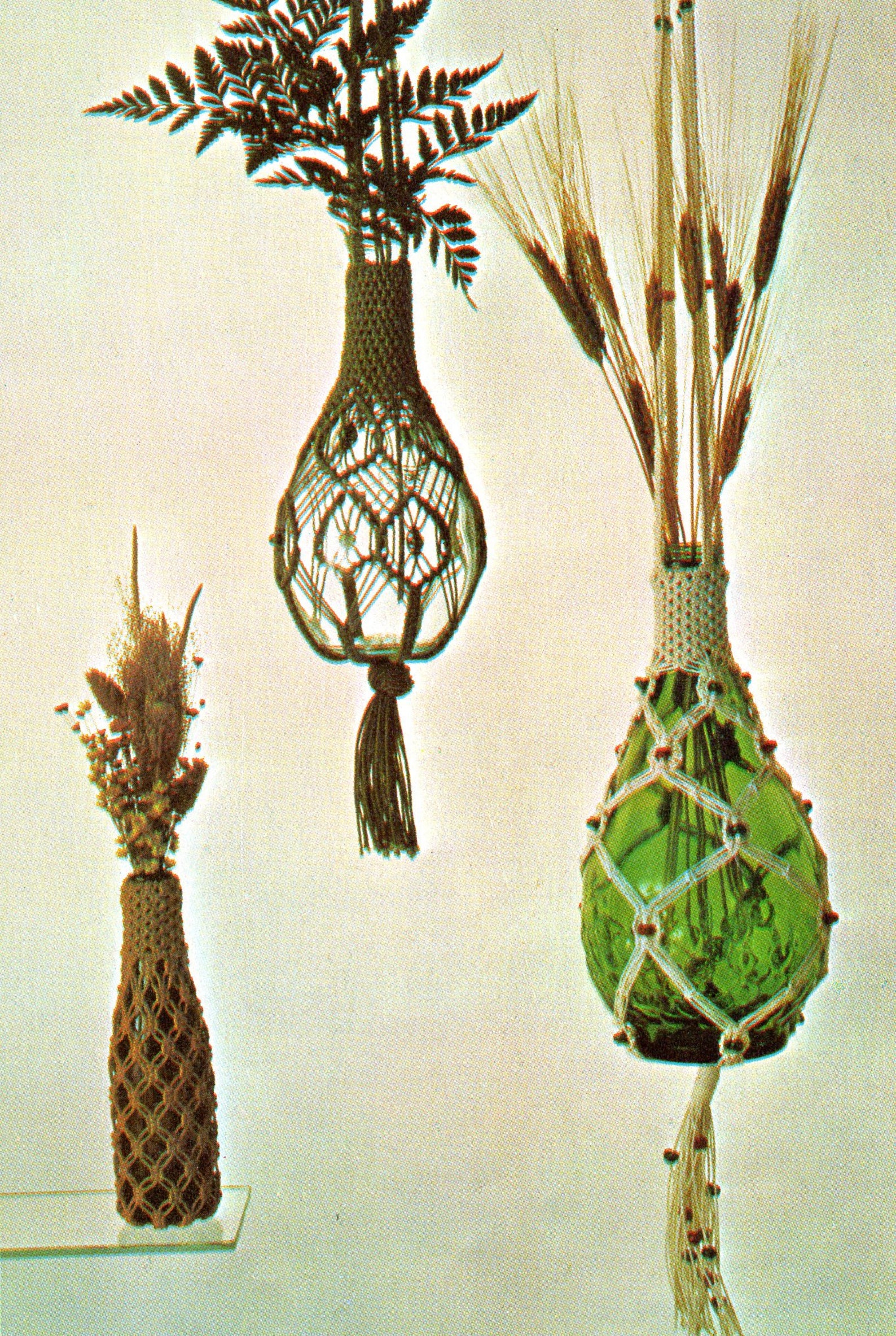 Hanging Bottles Macrame Pattern Vintage Bottle Holder Macrame Pattern ...