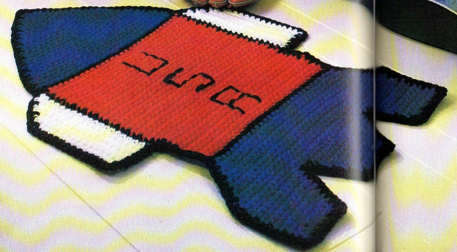 Spaceship Rocket Area Rug Playmat Crochet Pattern Kids Room Rug Carpet ...