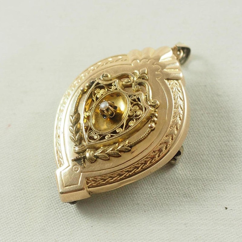 Shield Locket - Etsy