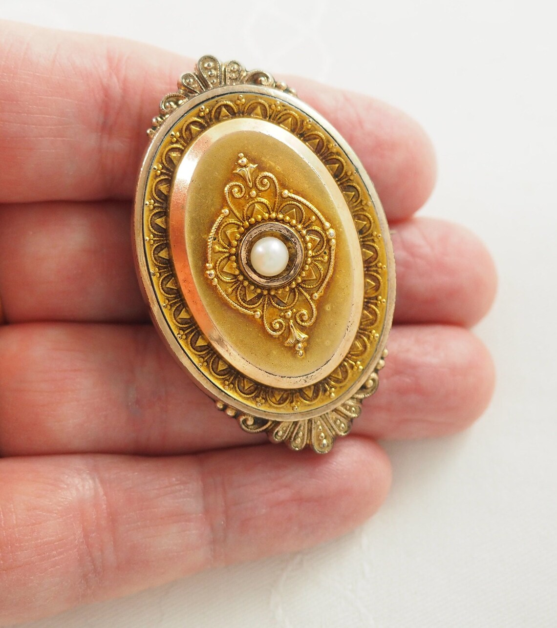 Antique Victorian Oval Pendant/brooch Gold Filled With a | Etsy