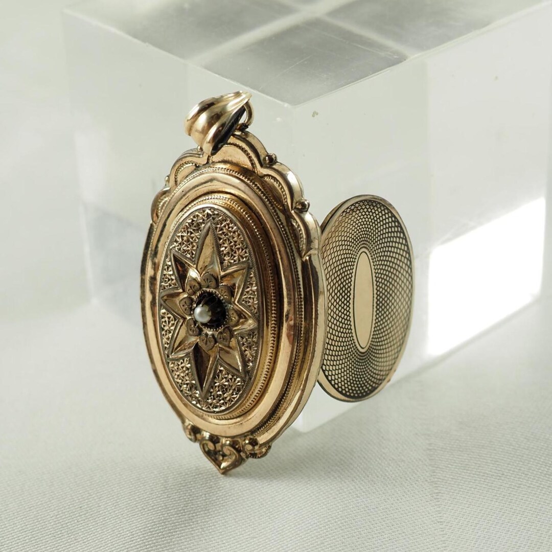 Antique Victorian Oval Locket Back Pendant, Gold Filled, North Star ...