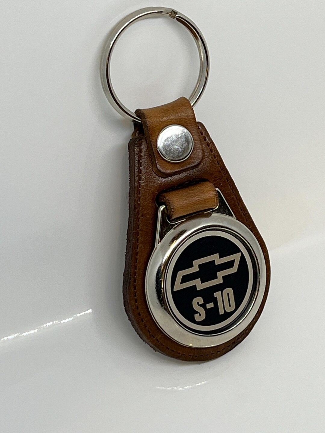 Vintage Compact Pickup Keychain – 1980s 1990s Mini Truck Leather Key ...