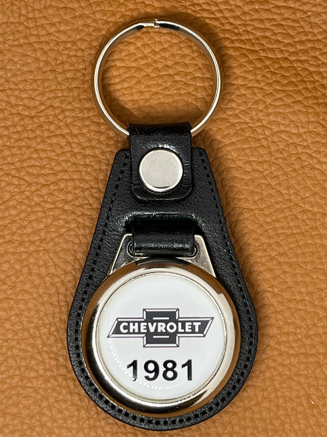 1981 CHEVY BOWTIE KEYCHAIN Black Premium Leather - Etsy