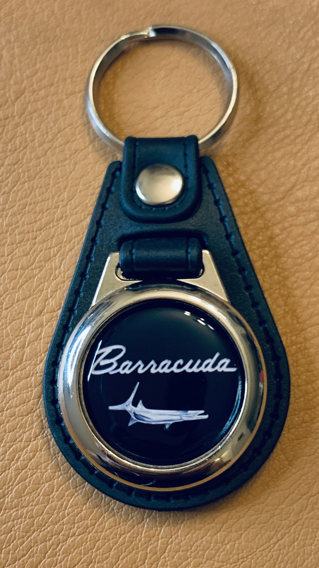PLYMOUTH BARRACUDA KEYCHAIN Black - Etsy
