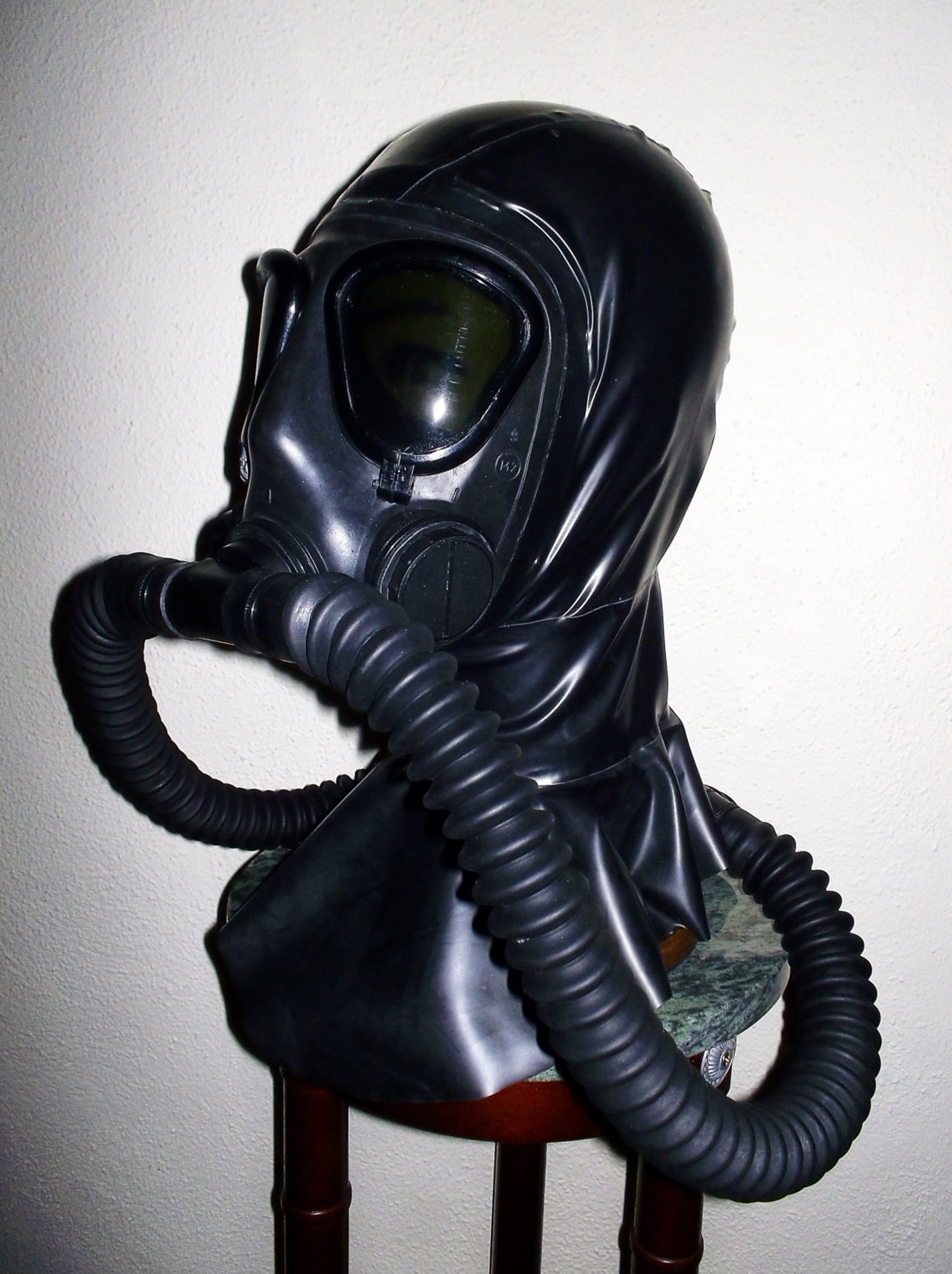 Fetish Heavy Rubber LATEX Gas Mask HOOD With Dark Tinted Lenses, Double ...