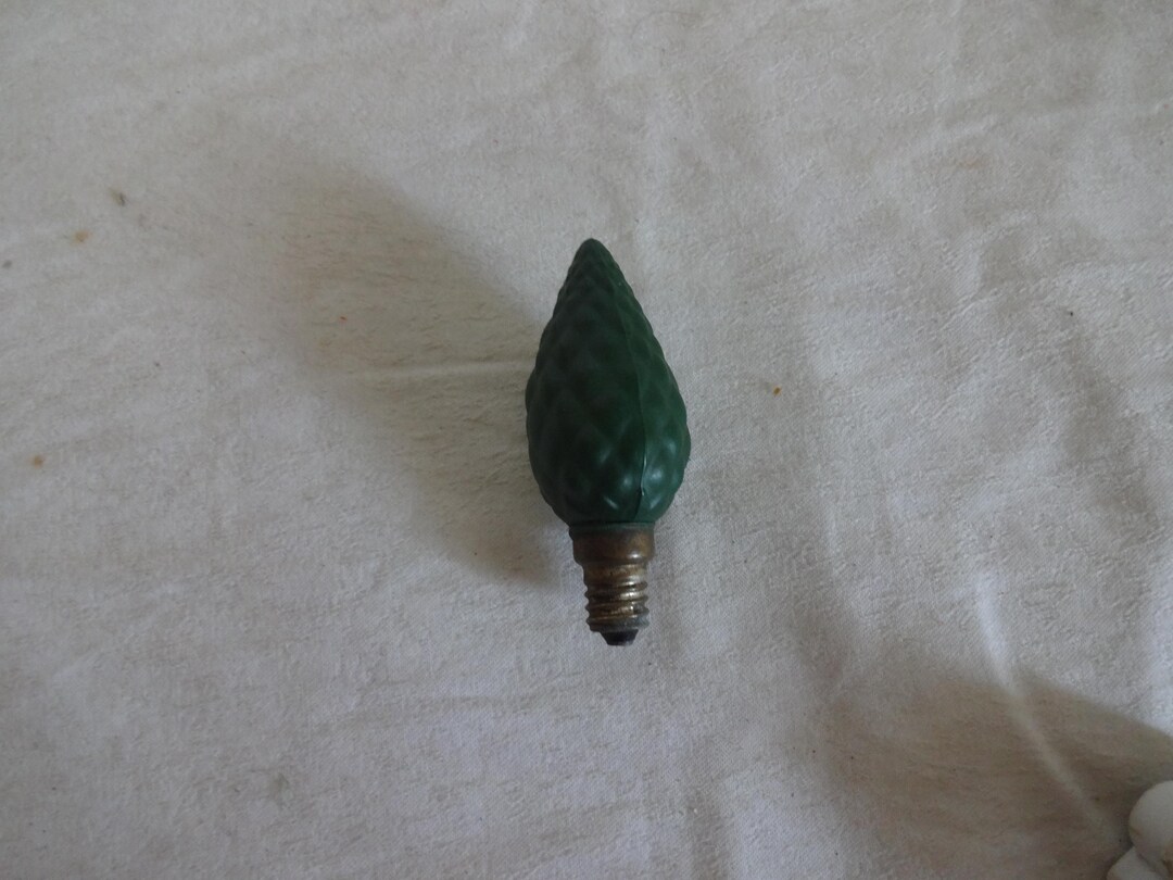 Christmas Light Vintage Pinecone Flasher or Blinker C-6 Bulb S--7 - Etsy