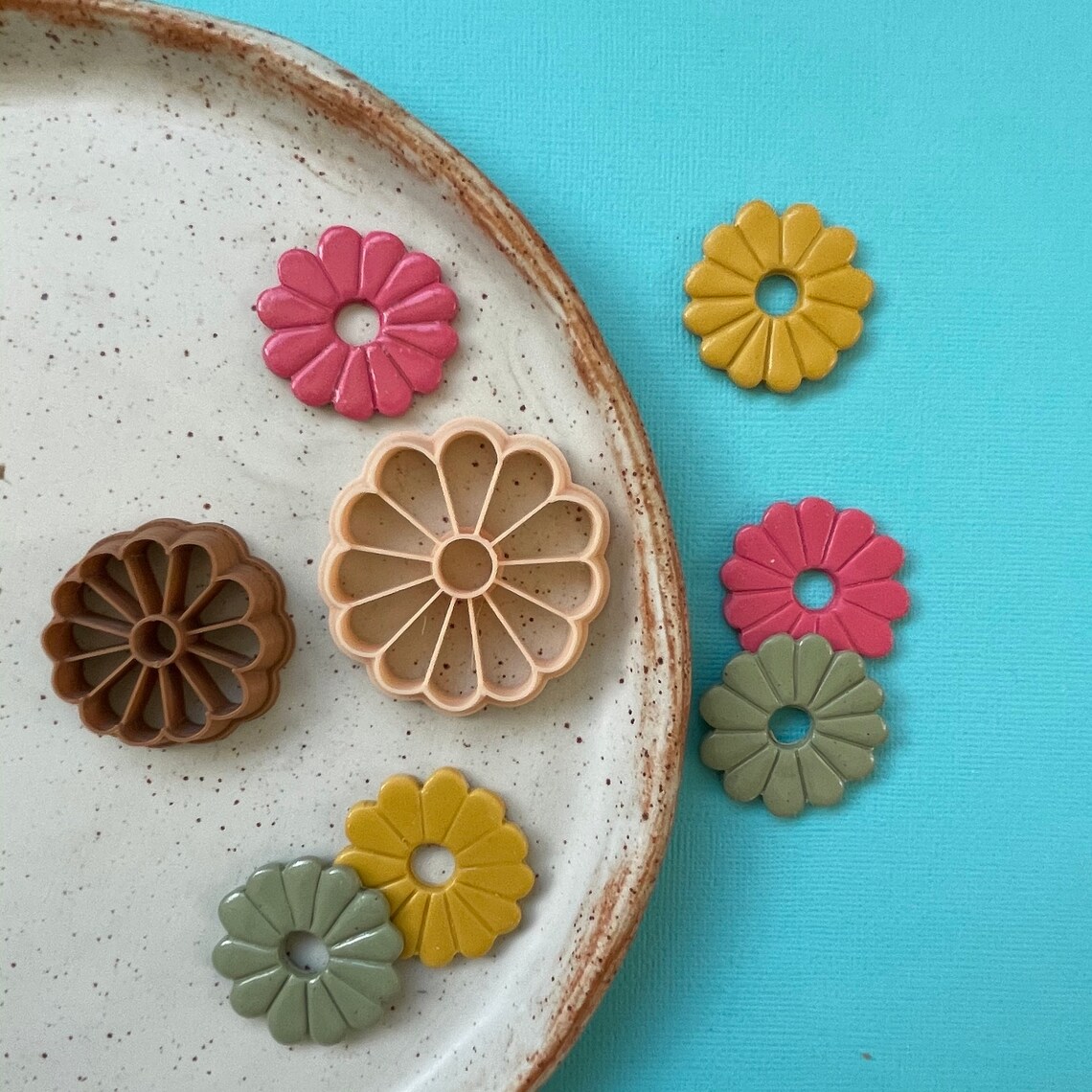 Polymer clay shape cutter Daisy cutter stamp embosser | Etsy