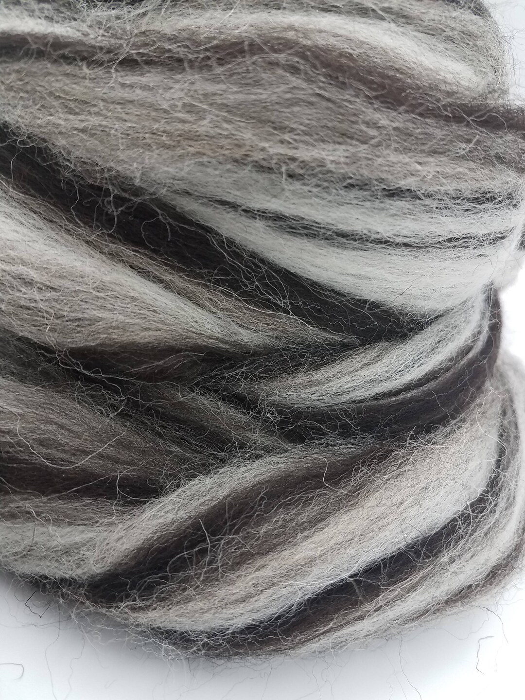 1 Lb Jacob Black and White Combed Top, Tonal, Blended, Variegated ...
