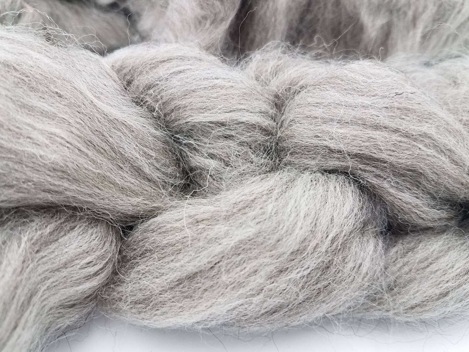 1 Lb Grey Shetland Combed Top Roving Spinning or Felting | Etsy