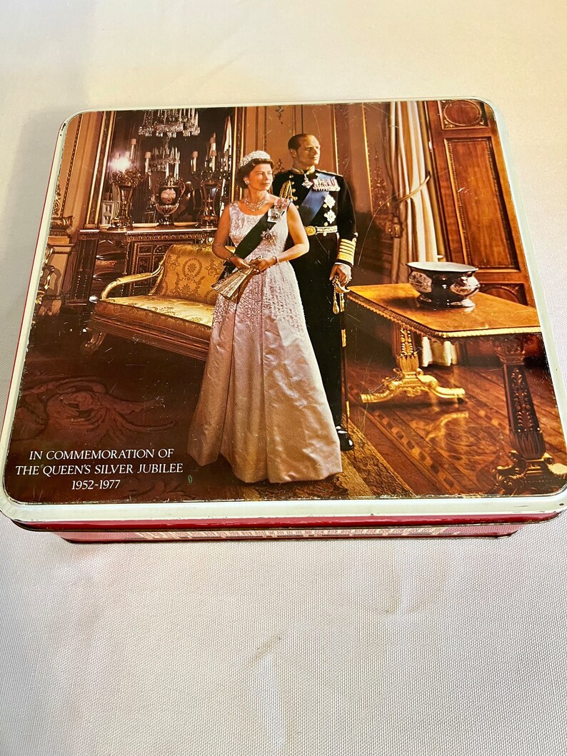 Queen Elizabeth II Memorabilia, Silver Jubilee, British Royal Family ...