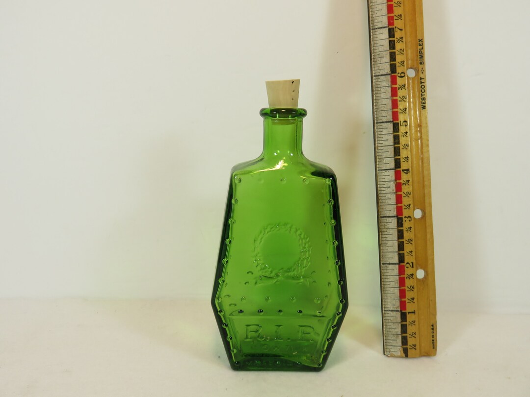 Wheaton NJ RIP Coffin Wreath Poison Green Bottle 5 1/8 Inches 4 Ounce ...