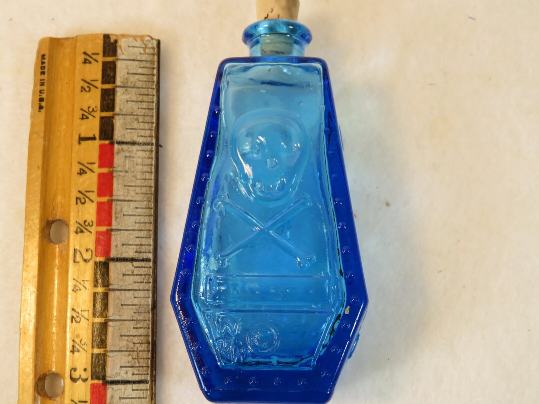 Wheaton NJ Blue Poison RIP Skull Crossbones Coffin Miniature Bottle 3 ...