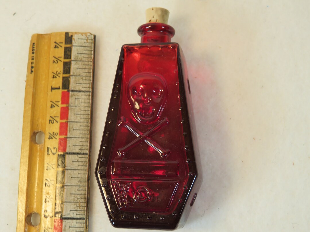 Wheaton NJ Poison Ruby Red RIP Skull Crossbones Coffin Miniature Bottle ...