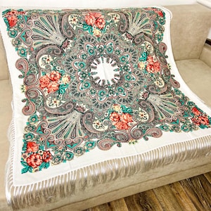 Pavlovo Posad Floral Beige Scarf, Russian Female Fringed Shawl, Slavic ...